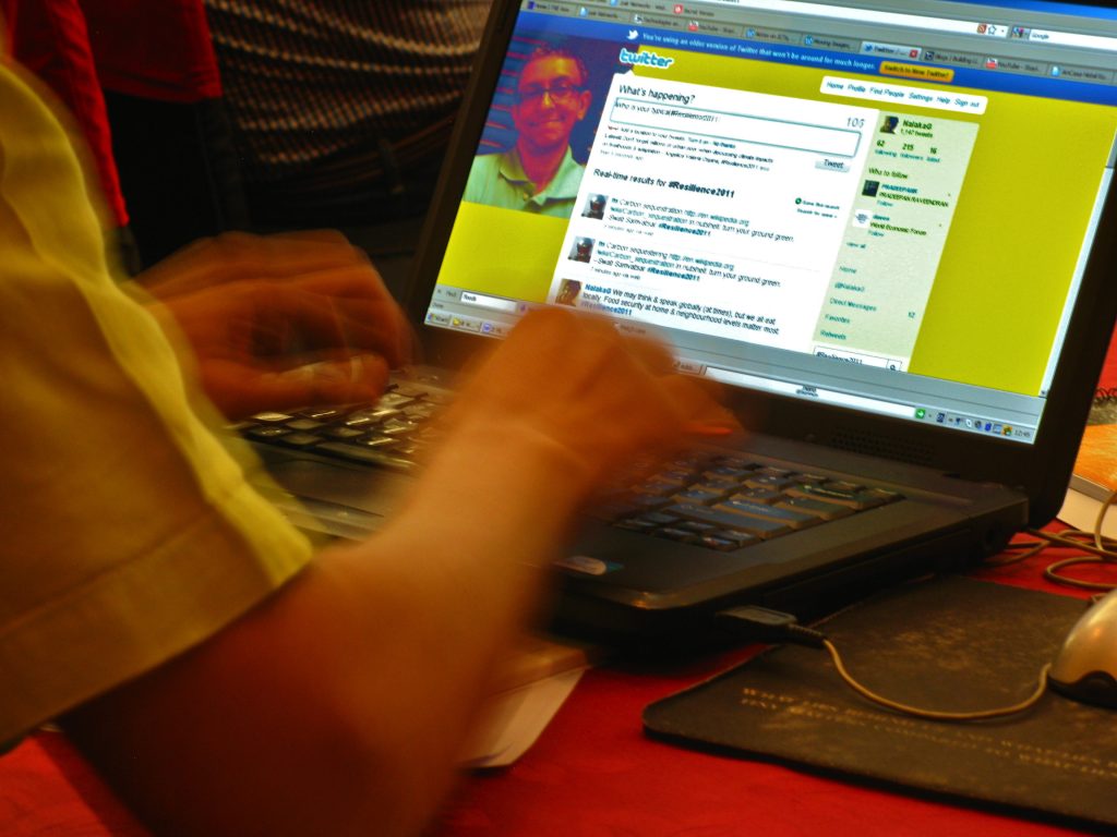 Volunteer Communities & ICTs: New Approaches to Building Climate Change ...